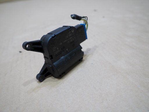 Купить VW PASSAT B6 ДВИГАТЕЛЬ НАГРЕВАТЕЛЯ 0132801363 из Польши б/у и ...